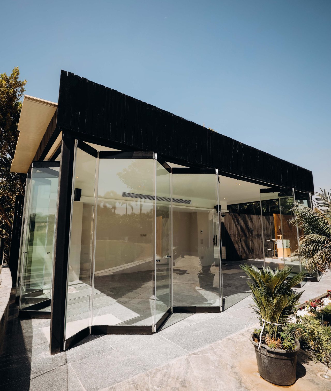 GlassTec | Supplying and installing all types of glass